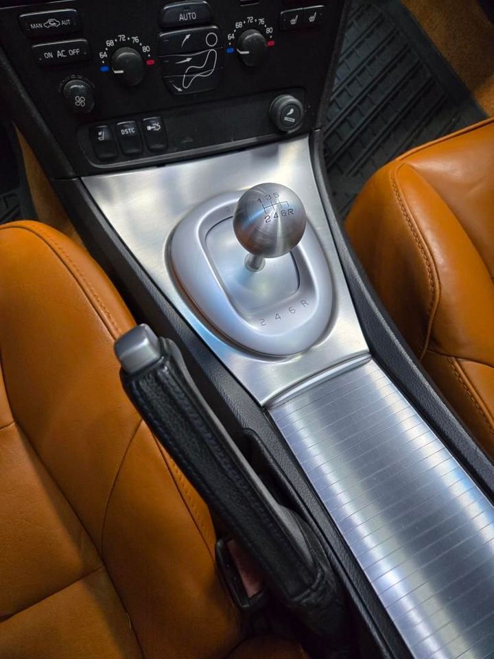 GALLERY – Twisted ShifterZ